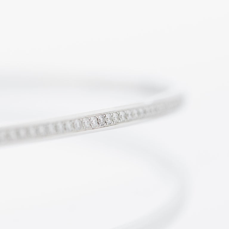 Garrard 'Bow' 18 Karat White Gold White Diamond Headband For Sale at ...