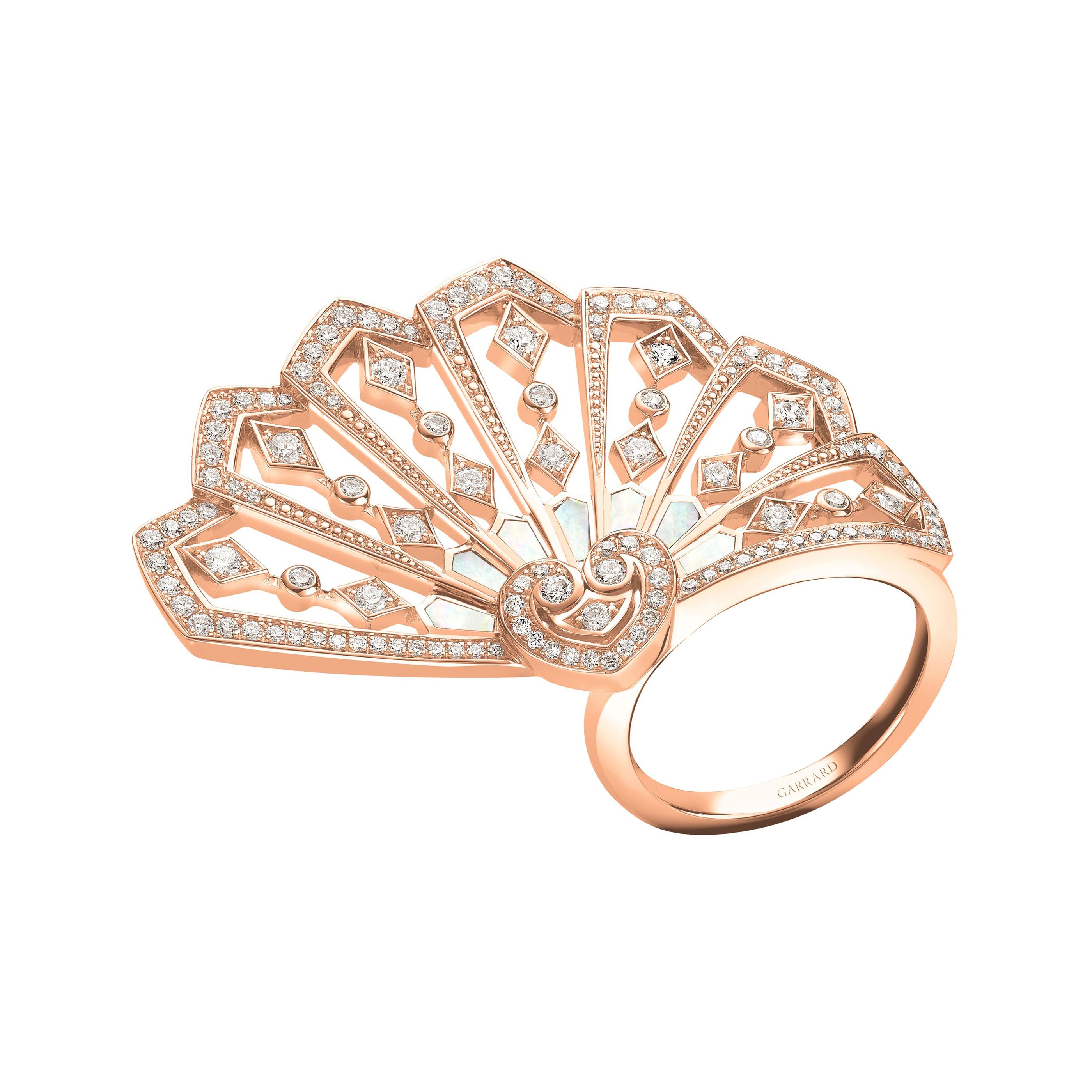Garrard 'Tudor Rose' 18 Karat White Gold and White Diamond Ring at 1stDibs