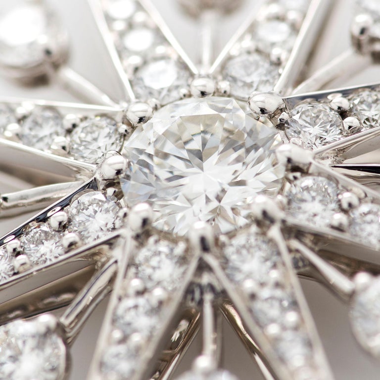 Garrard 'Muse' 18 Karat White Gold White Diamond Starlight Pendant at ...