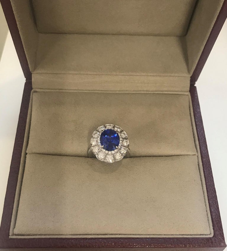 Garrard Platinum GRS 6.01 Carat Vivid Blue Oval Unheated Sapphire ...