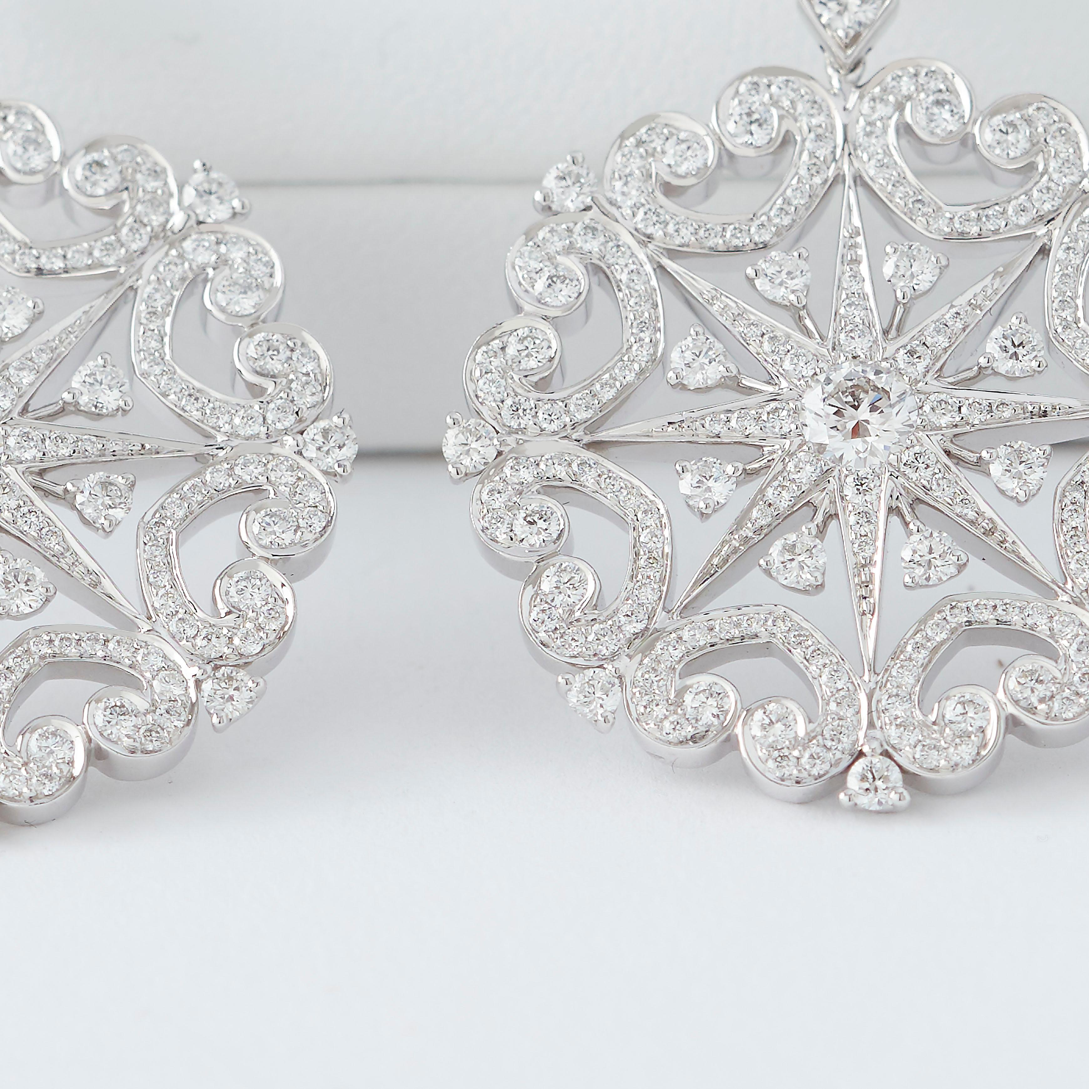 Garrard 3.31ct Bridal Starlight Muse 18 Karat White Gold White Diamond Earrings For Sale at 1stDibs