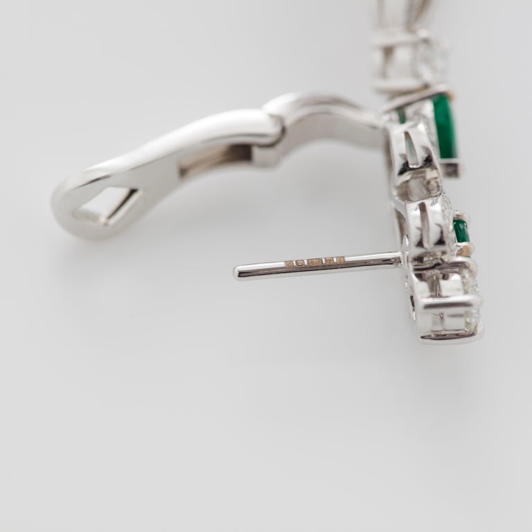 Garrard 'Waterlily' 18 Karat White Gold White Diamond Emerald Drop ...