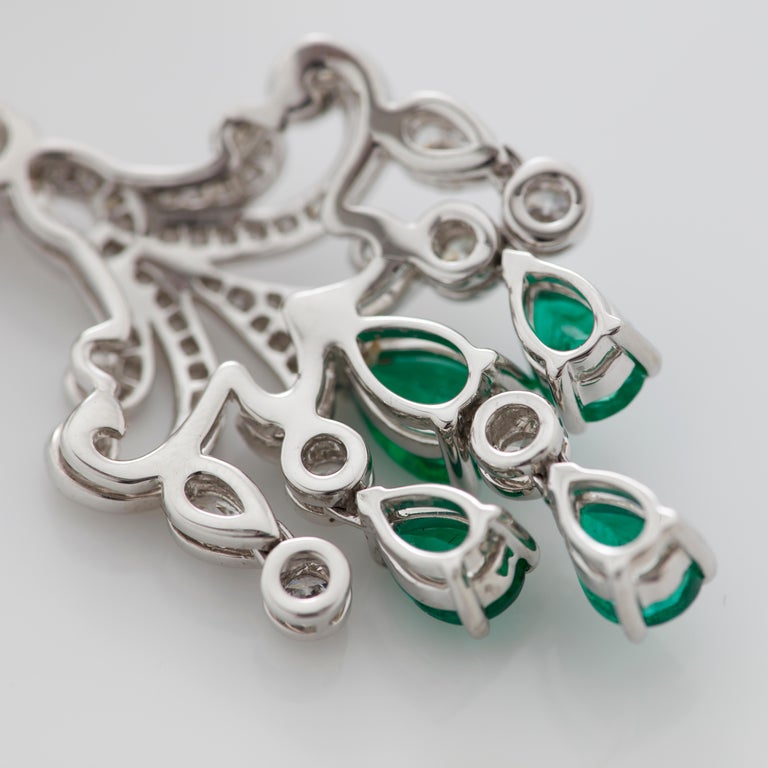 Garrard 'Waterlily' 18 Karat White Gold White Diamond Emerald Drop ...