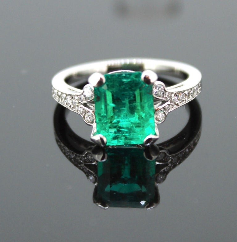 GCS 2.83ct Colombian Emerald Diamonds Ring, Platinum For Sale at 1stDibs