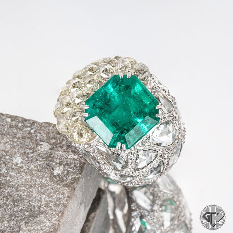 GCS Certified White Gold Columbian Emerald and Diamond Ring 15.60ct For ...