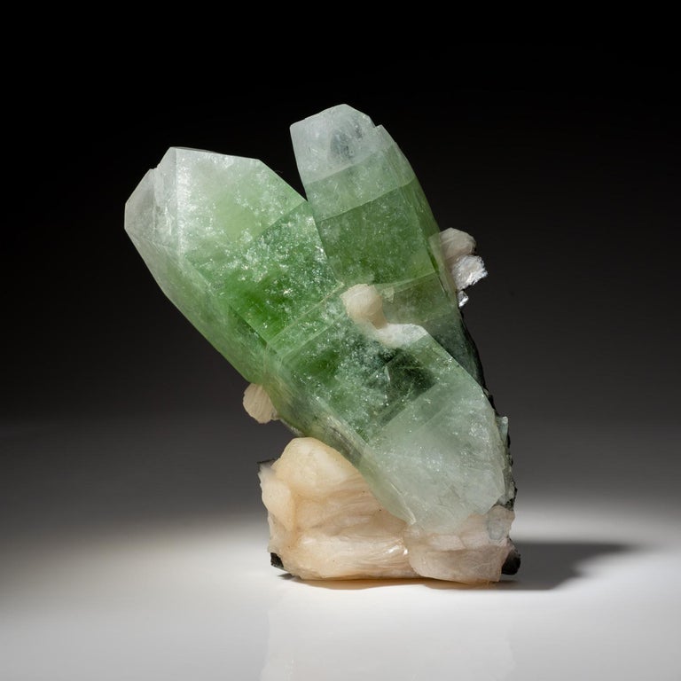 Gem Apophyllite From Pashan Hill Quarry, Poona District, Maharashtra ...