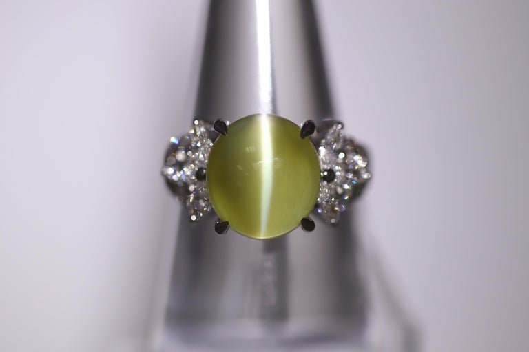 Gem Cats-Eye Chrysoberyl Diamond Platinum Ring For Sale at 1stDibs
