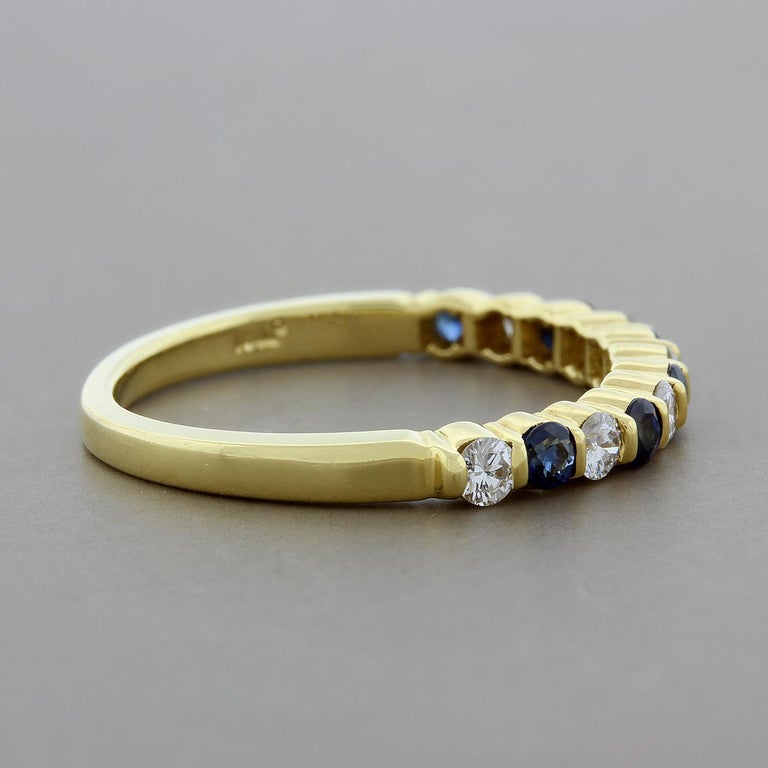 Gemlok Blue Sapphire Diamond Gold Band Ring For Sale at 1stDibs