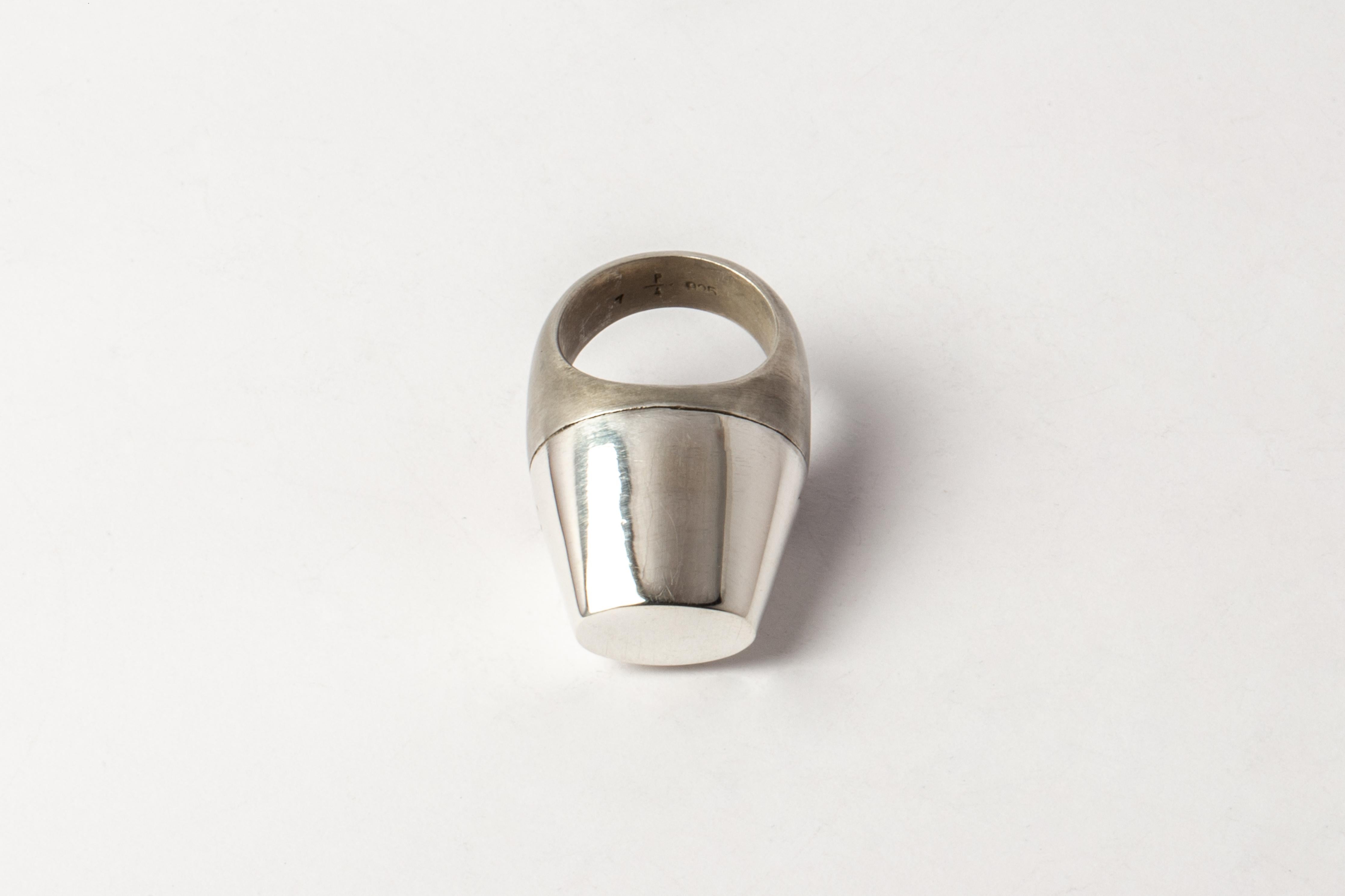Customizable Geo Ring (Elipse INVERT, DA+PA) For Sale at 1stDibs