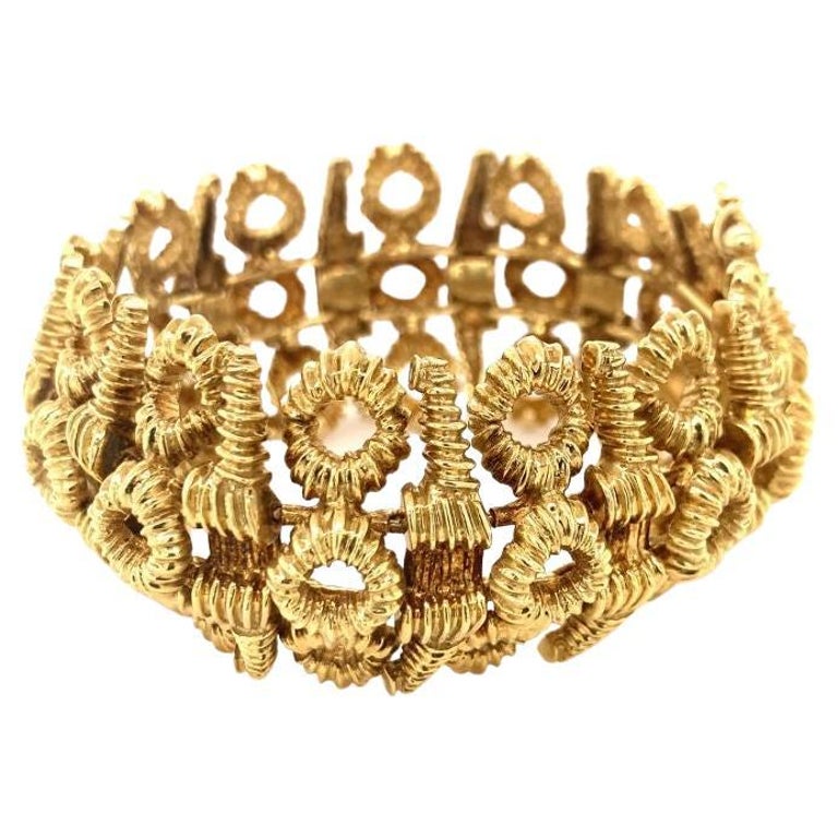 Geometric Link Bracelet in 18k Yellow Gold, circa 1960s For Sale at 1stDibs