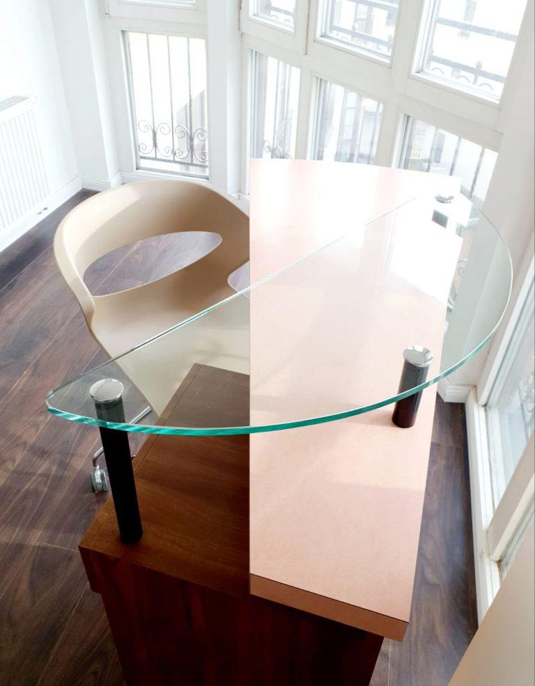 Geometric Shape Memphis Style Italian Office or Reception Desk For Sale ...