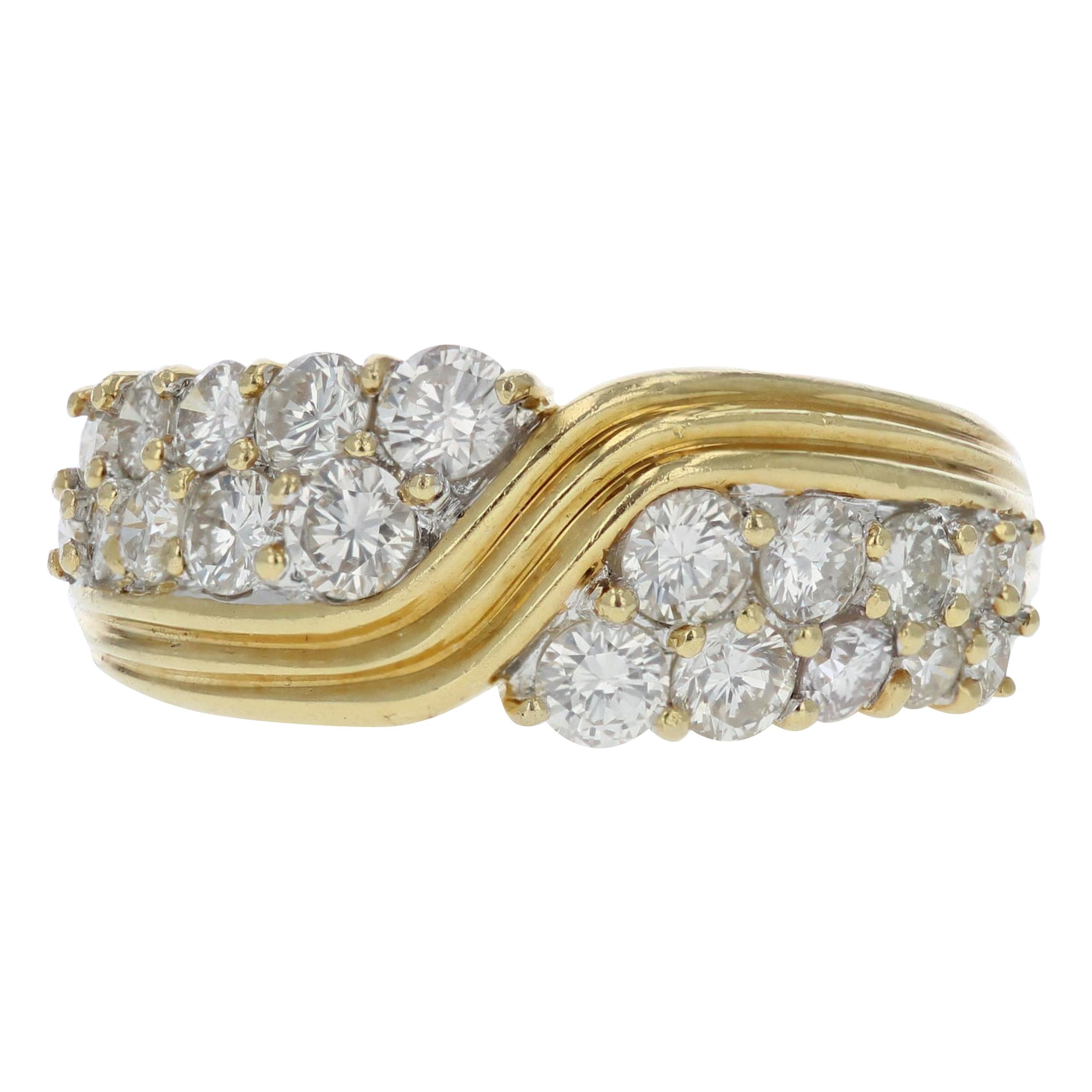 Retro Diamond and Gold Ring For Sale at 1stDibs