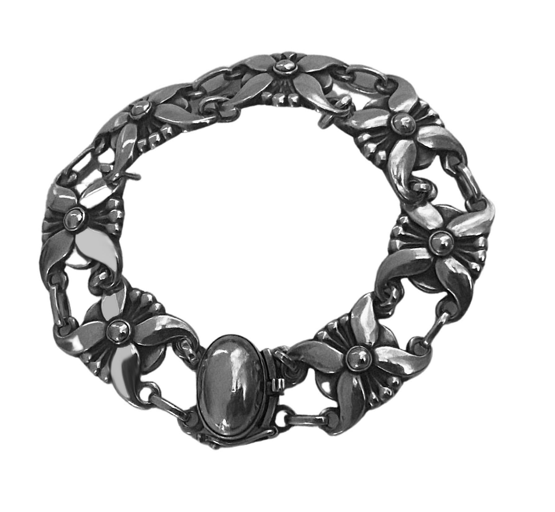 Georg Jensen Sterling Silver Bracelet London, 1952 at 1stDibs | jld chains