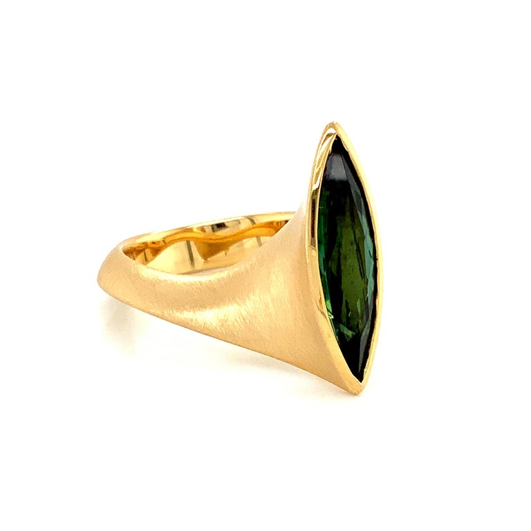 Georg Spreng - Twist Ring 18 Karat Yellow Gold with Green Tourmaline ...