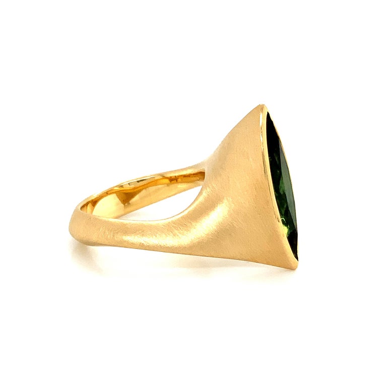 Georg Spreng - Twist Ring 18 Karat Yellow Gold with Green Tourmaline ...