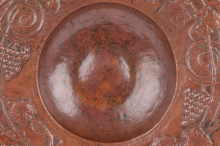 George Hugo Tabor Arts and Crafts Large Copper Grape Vine Fruit Bowl ...