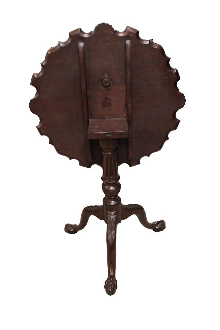 George II Mahogany Tilt-Top Tea Table For Sale at 1stDibs