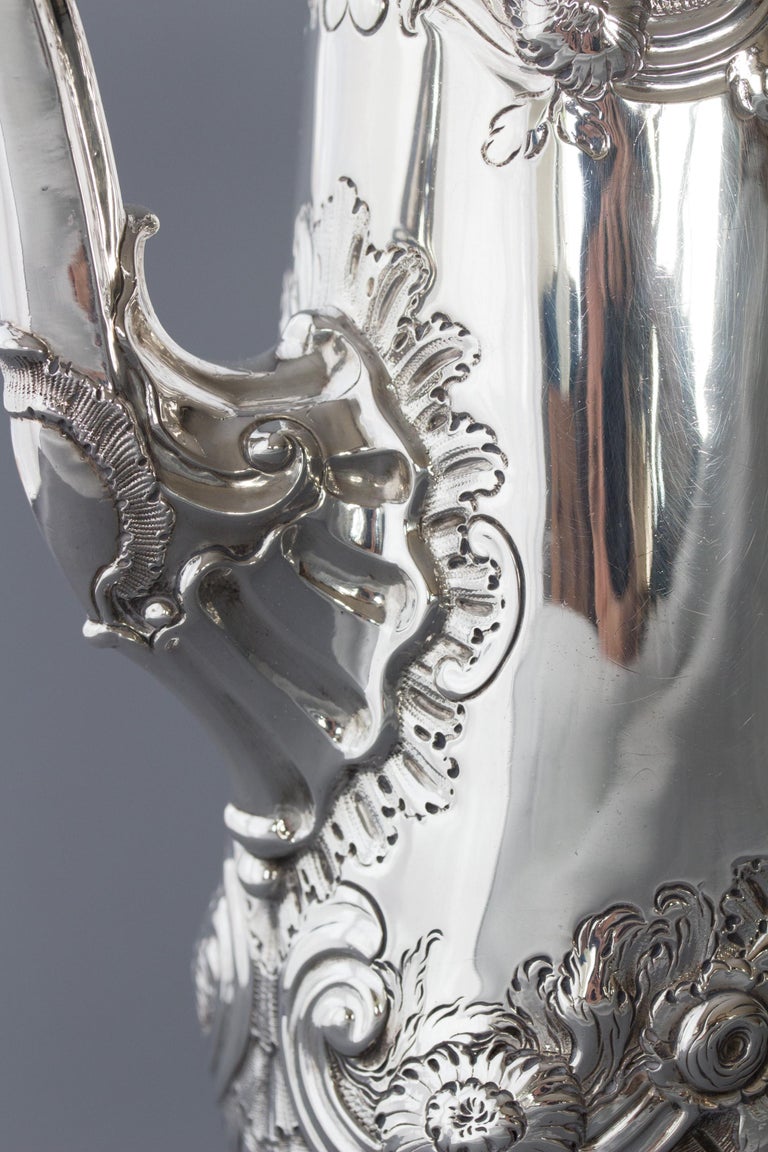George II Silver Coffee Pot, London 1752 by Samuel Courtauld For Sale ...