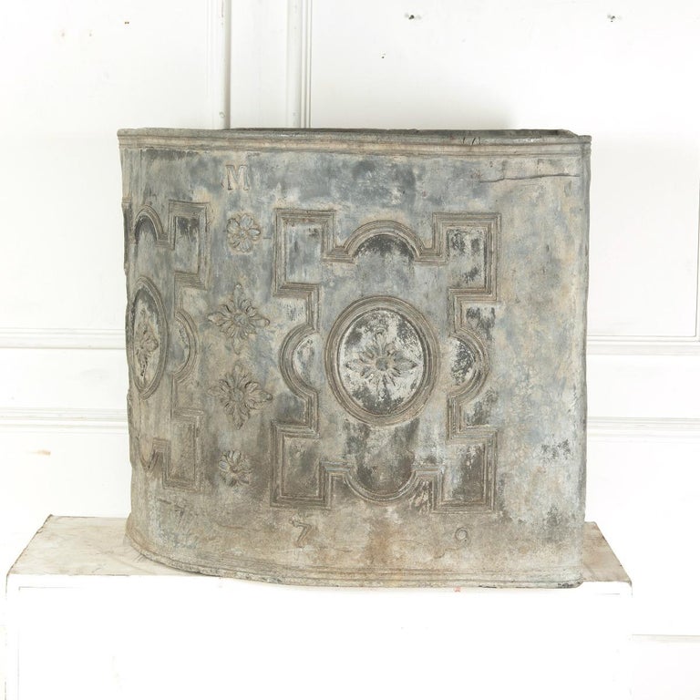 George III Lead Cistern For Sale at 1stDibs