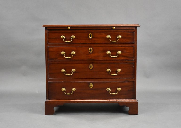 George III Mahogany Bachelors Chest For Sale at 1stDibs