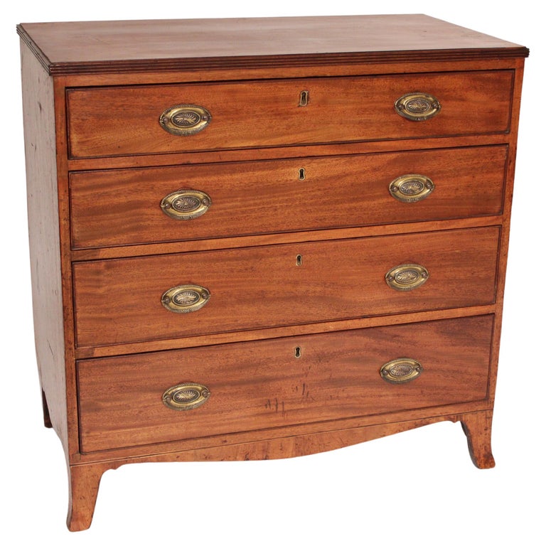 George III Mahogany Chest of Drawers For Sale at 1stDibs