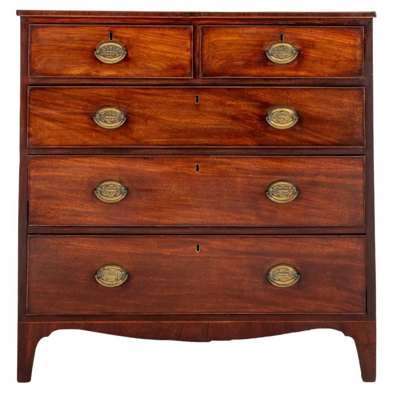 George III Mahogany Chest of Drawers For Sale at 1stDibs