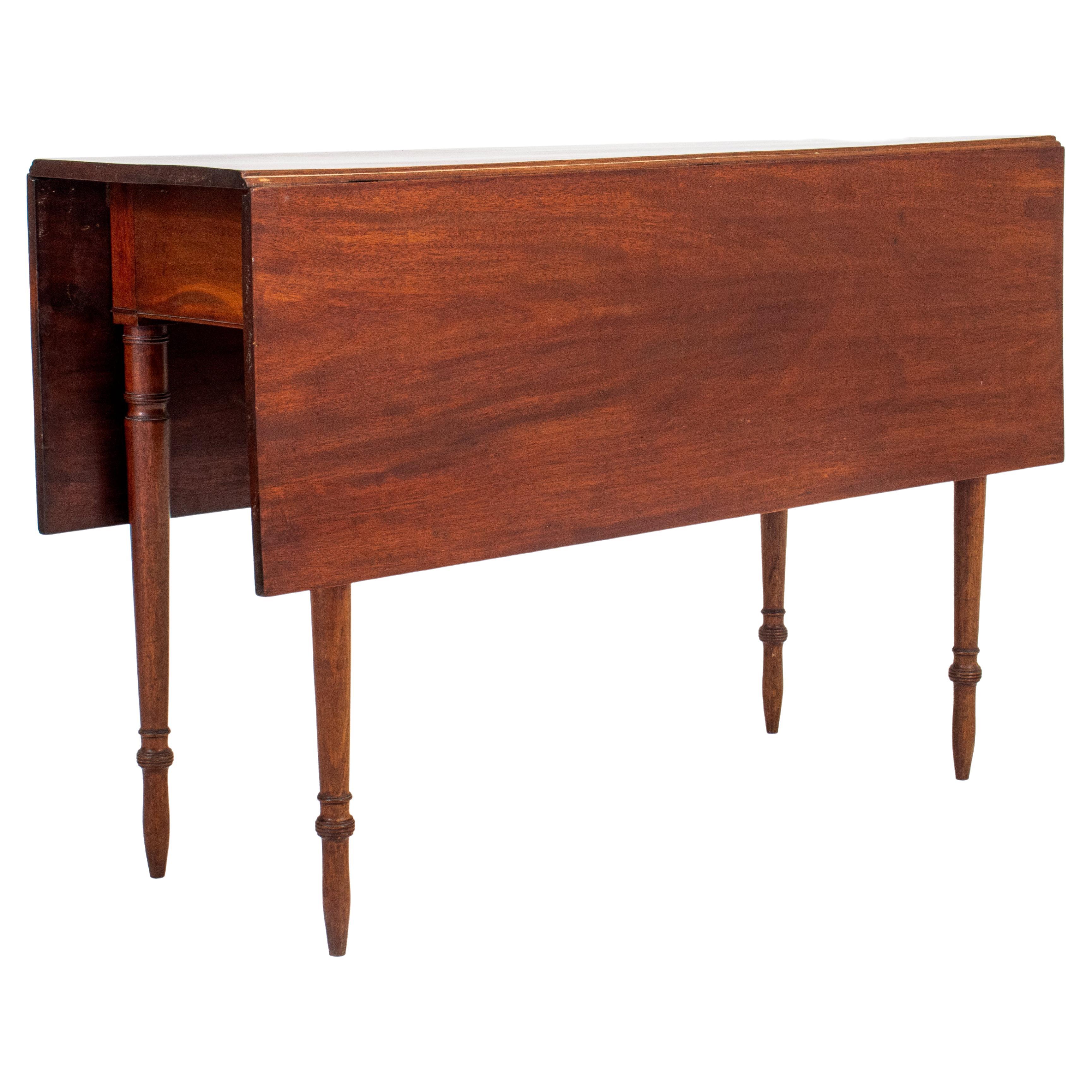 George III Provincial Mahogany Dining Table For Sale at 1stDibs