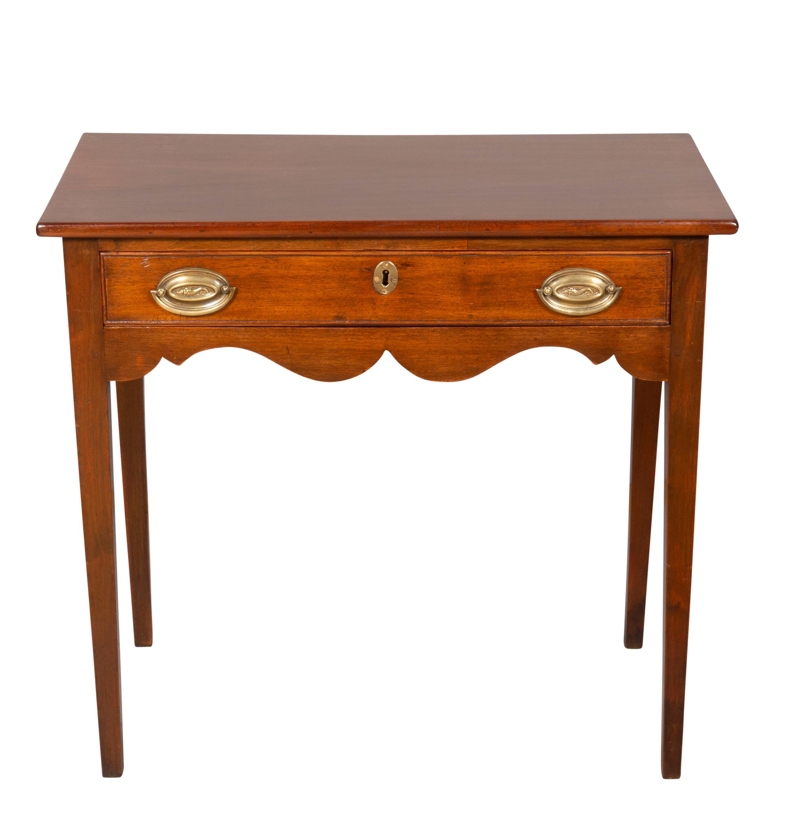 George III Mahogany Side Table For Sale at 1stDibs