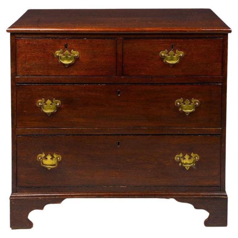 George III Oak Chest of Drawers For Sale at 1stDibs
