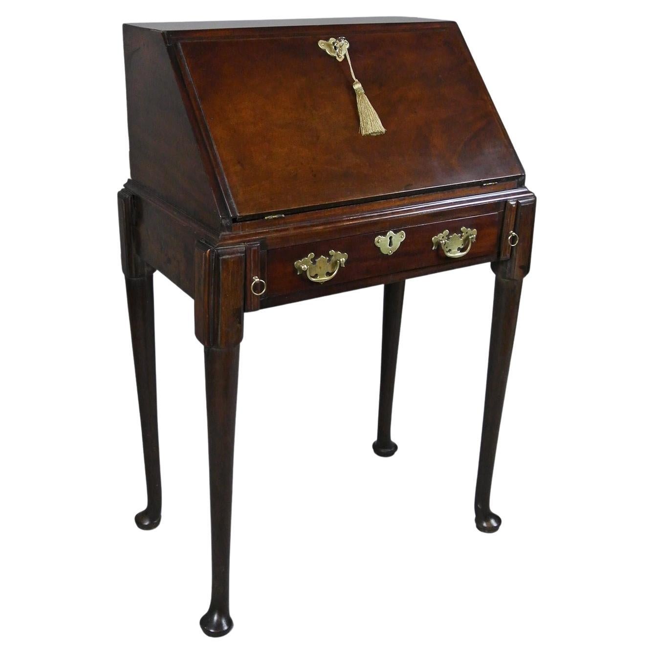 18th Century and Earlier Desks - 293 For Sale at 1stDibs | antique ...