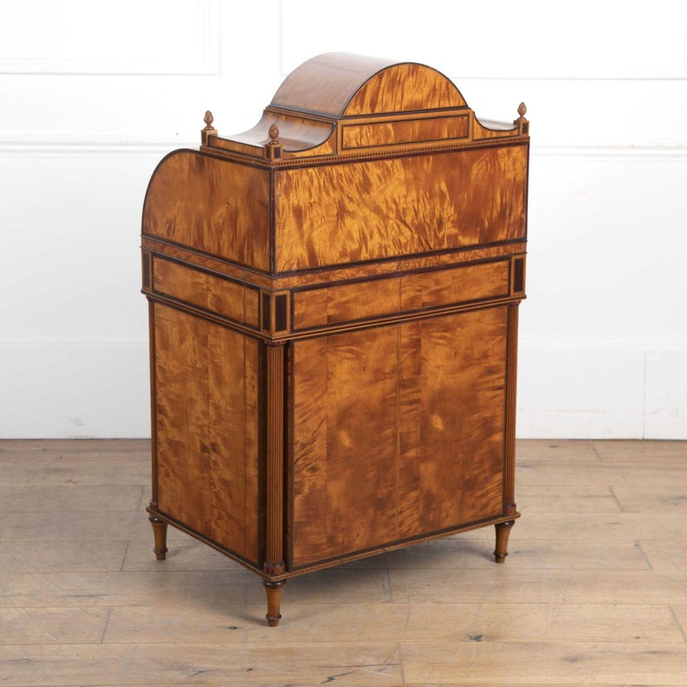 George III Sheraton Period Desk For Sale at 1stDibs