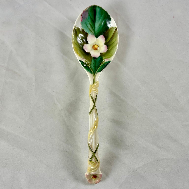 George Jones English Majolica Albino Strawberry Spoon For Sale at 1stDibs