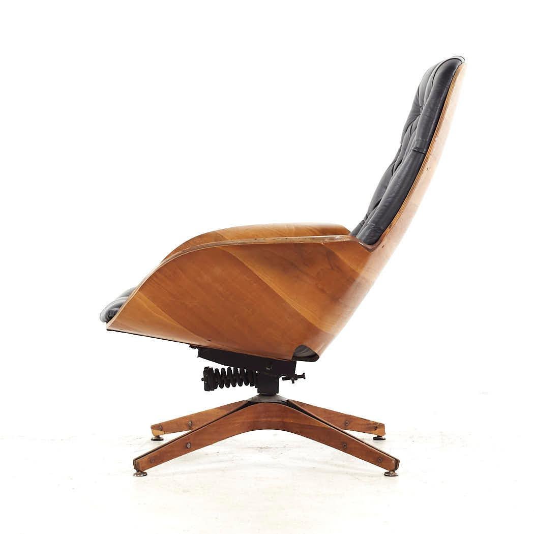George Mulhauser for Plycraft Mid Century Mr Chair and Ottoman For Sale ...