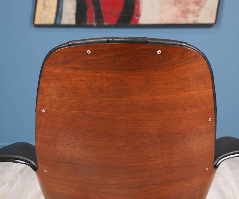 George Mulhauser "Mr. Chair" Leather Swivel Chair for Plycraft at ...