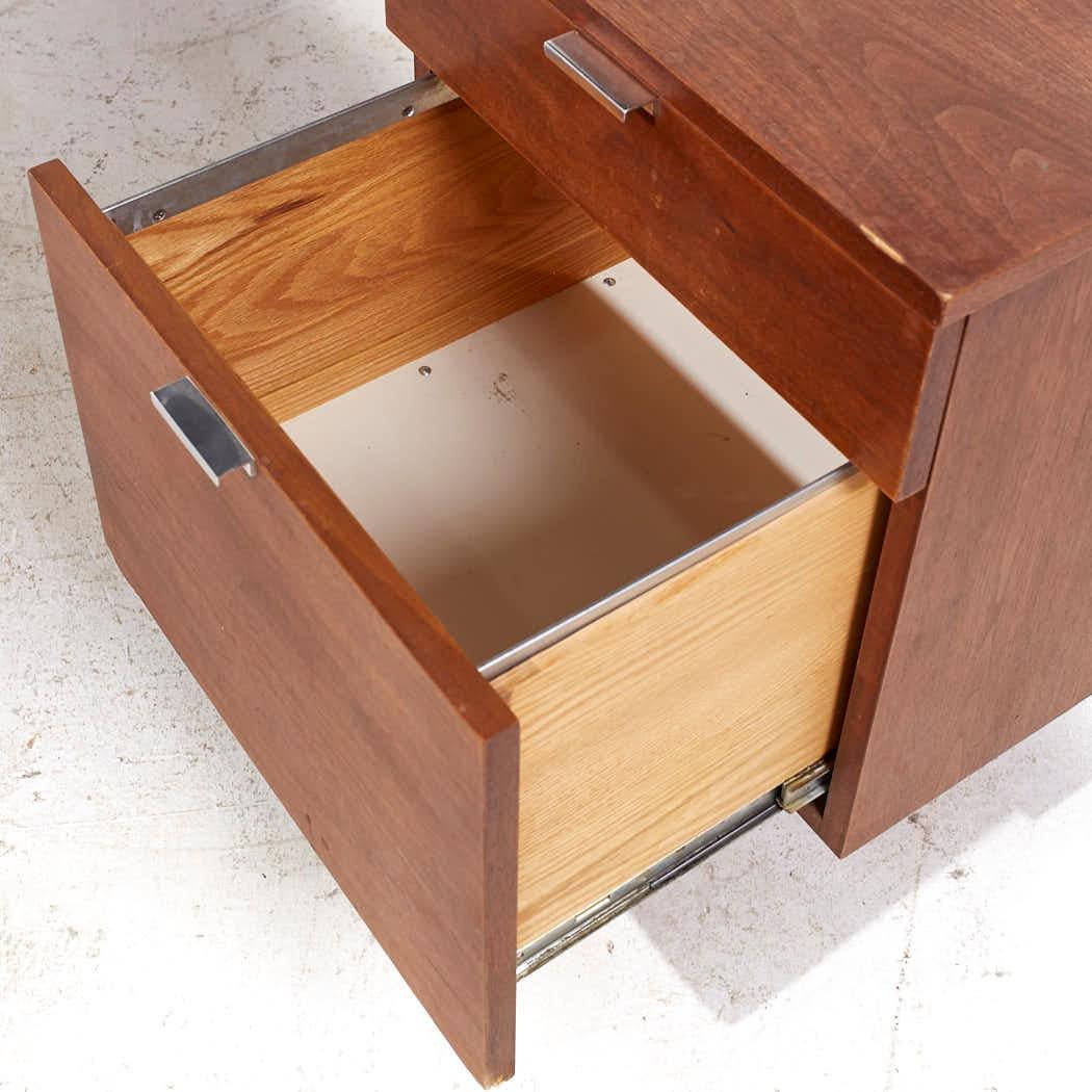 George Nelson for Herman Miller MCM Walnut and Formica Corner Executive ...