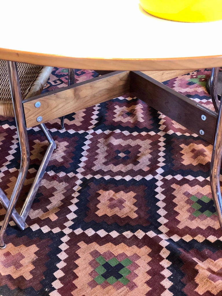 George Nelson Swag Leg Round Top Dining Table by Herman Miller at 1stDibs