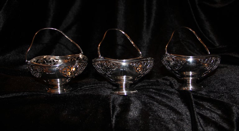 George V Silver Center-Table by Mappin and Webb For Sale at 1stDibs