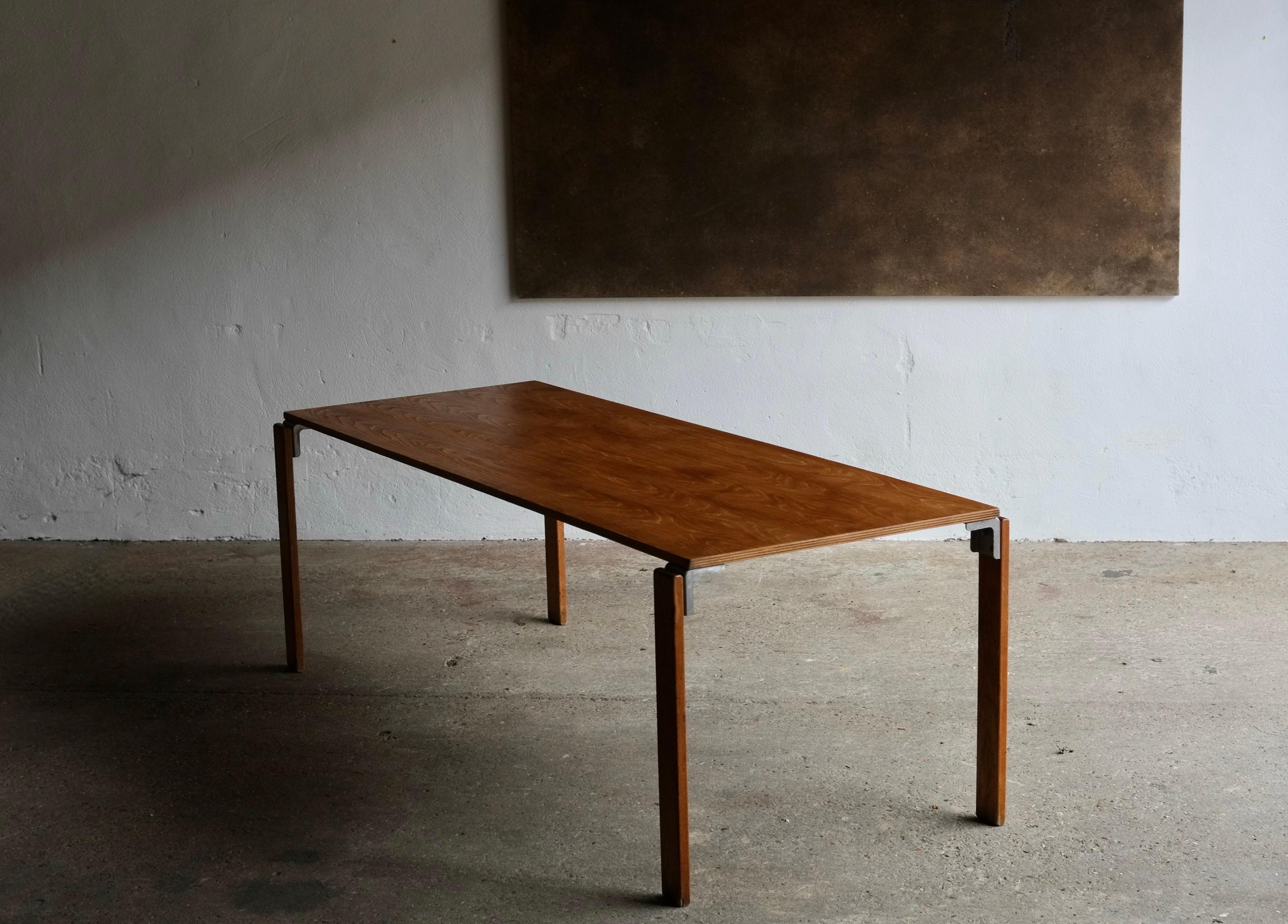 Georges Candilis Dining Table, Sentou, 1969 at 1stDibs