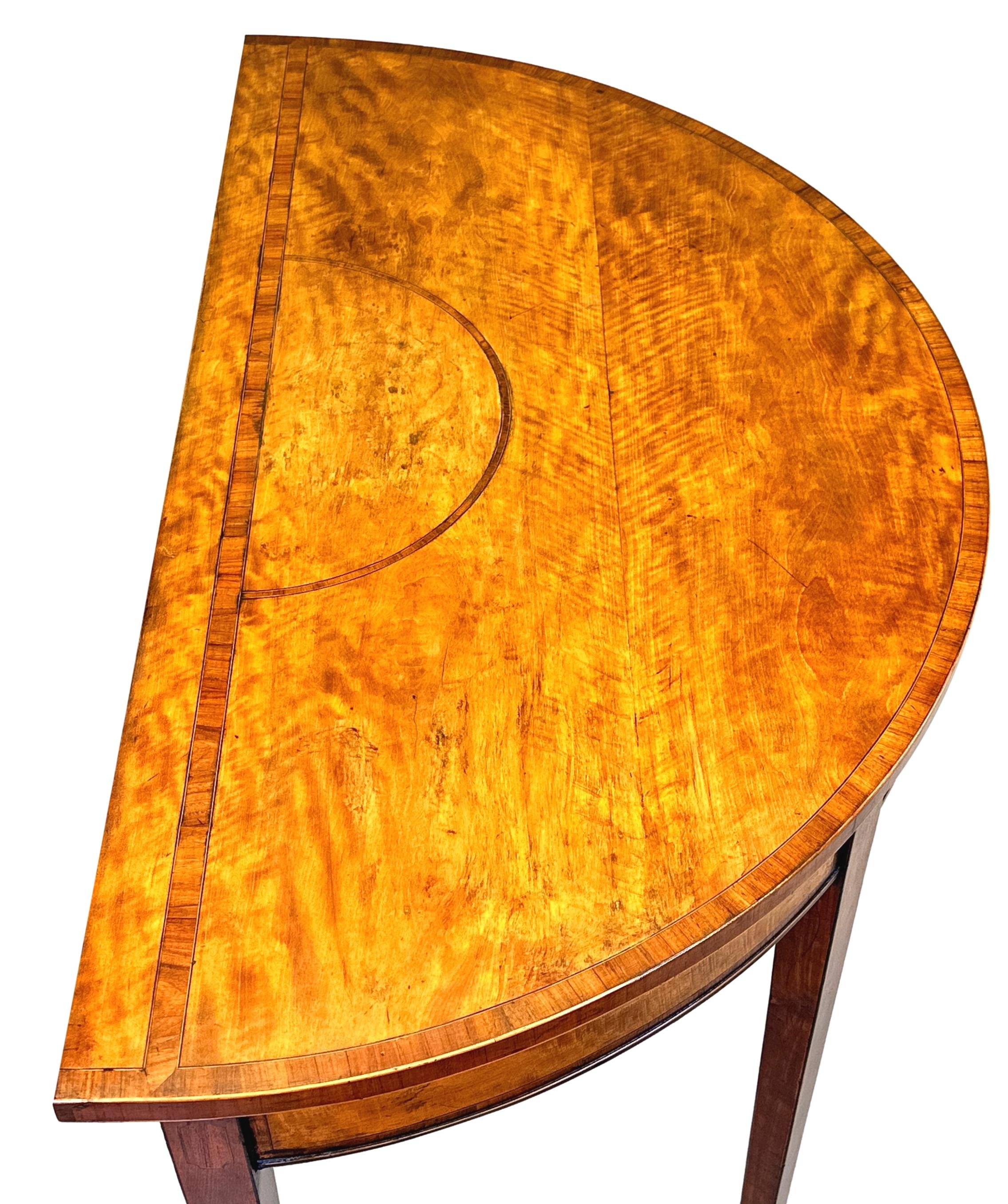 Georgian 18th Century Satinwood Pier Table For Sale at 1stDibs