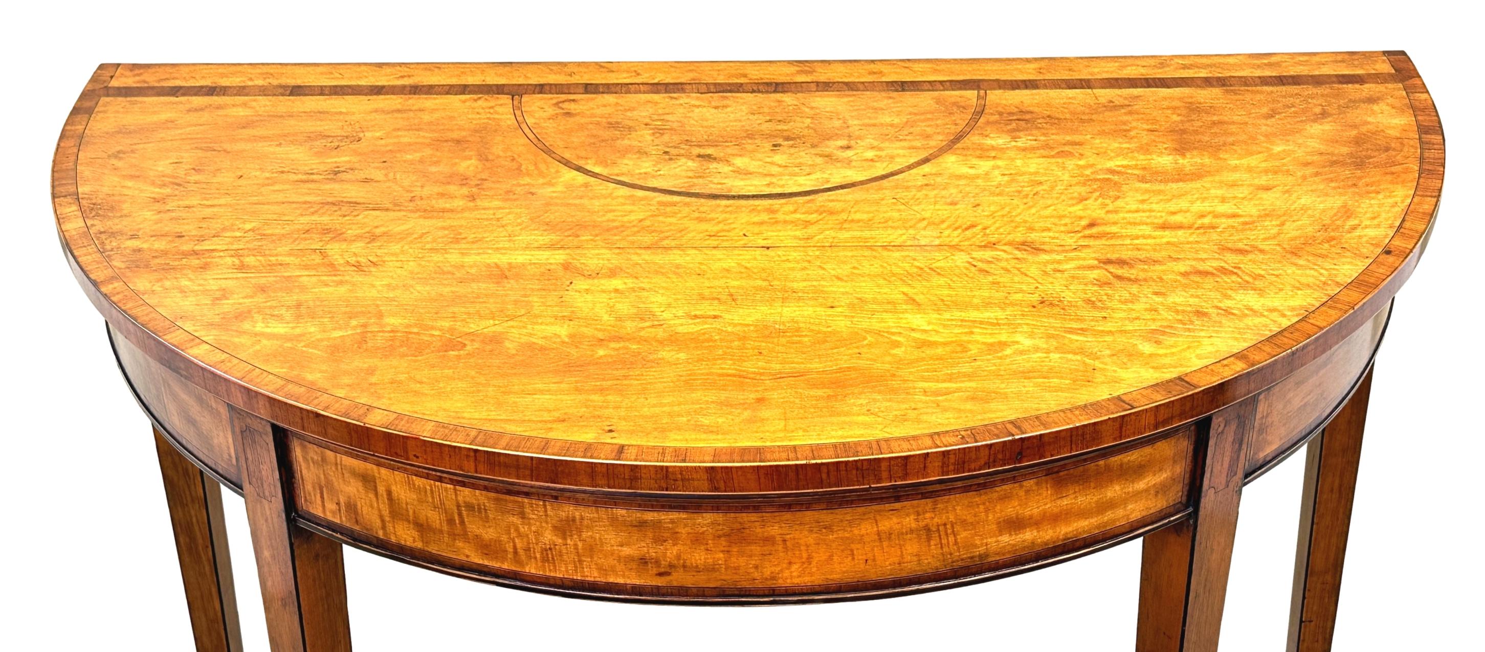 Georgian 18th Century Satinwood Pier Table For Sale at 1stDibs