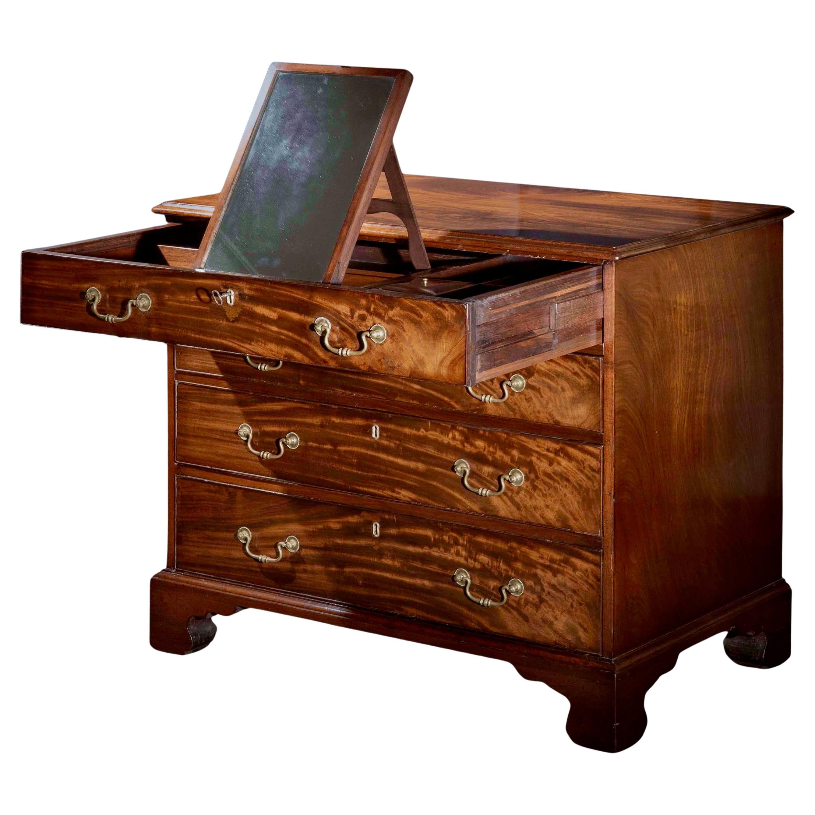 Georgian Miniature Chest of Drawers For Sale at 1stDibs