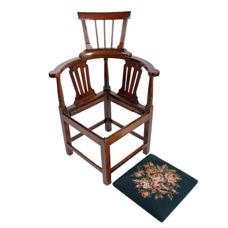 Georgian Corner Arm Chair, 18th Century For Sale at 1stDibs