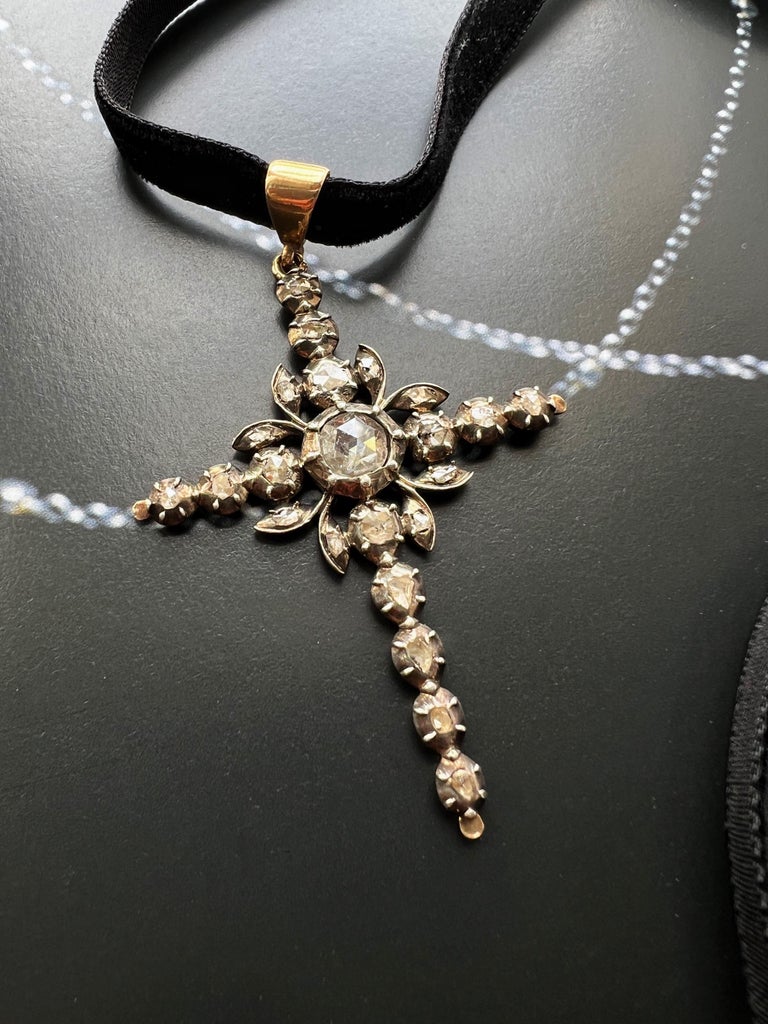 Georgian Era Rose Cut Diamond Flemish Cross Pendant For Sale at 1stDibs