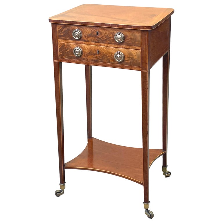 Georgian Mahogany Oblong Lamp Table For Sale at 1stDibs