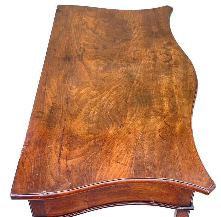 Georgian Mahogany Serpentine Side Table For Sale at 1stDibs
