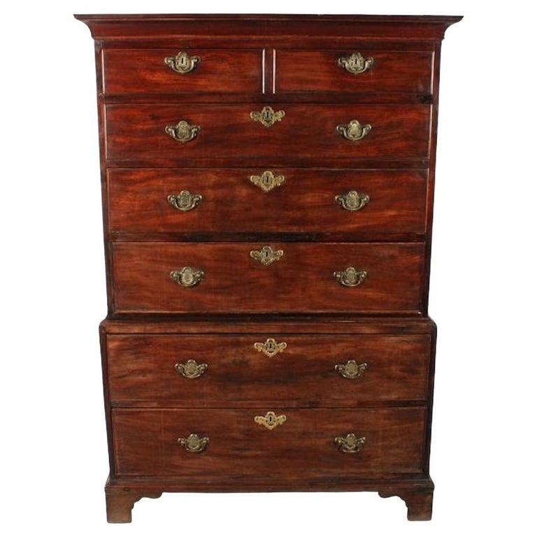 Georgian Secretaire Chest on Chest, 18th Century For Sale at 1stDibs