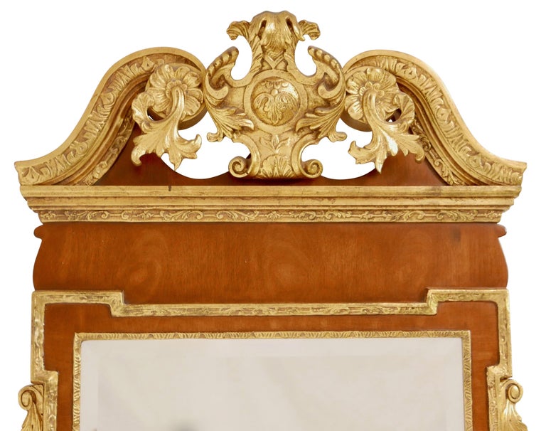 Georgian Style Mahogany and Giltwood Mirror For Sale at 1stDibs