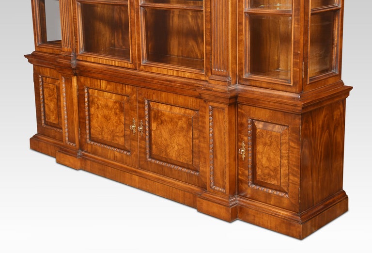 Georgian Style Walnut Breakfront Display Cabinet For Sale at 1stDibs