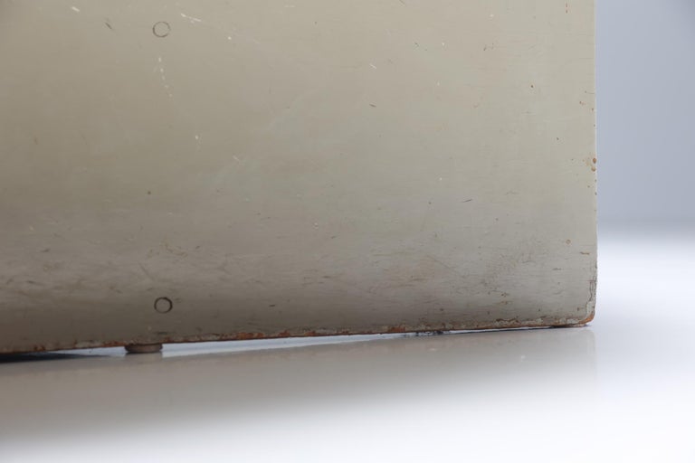 Gerald Summers Modernist Round Dining Table, 1930s For Sale at 1stDibs