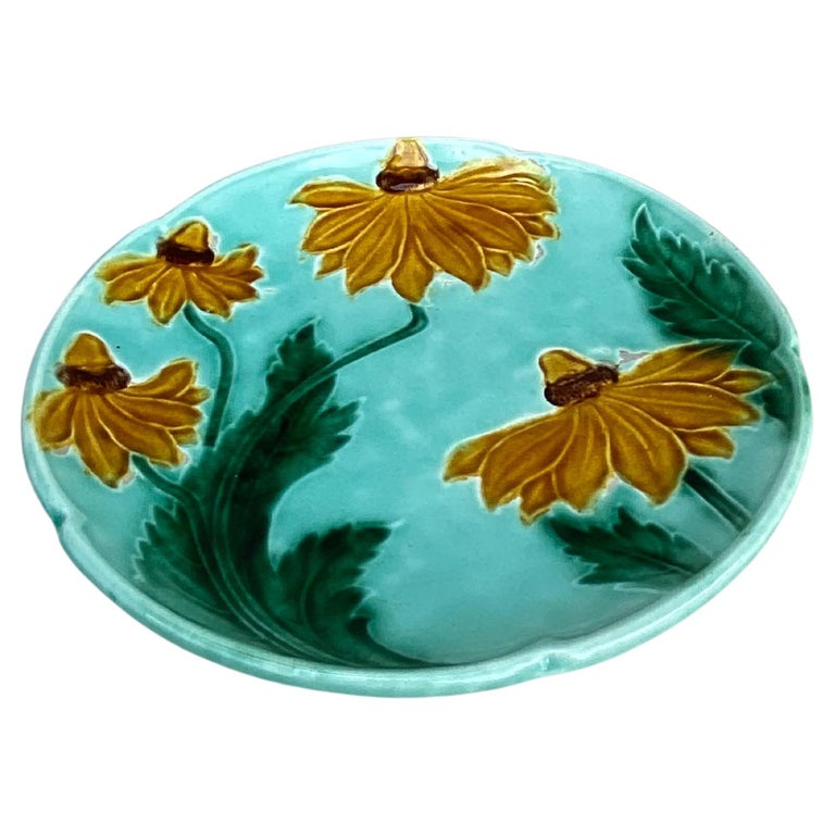German Majolica Black-Eyed Susan Plate Circa 1900 For Sale at 1stDibs